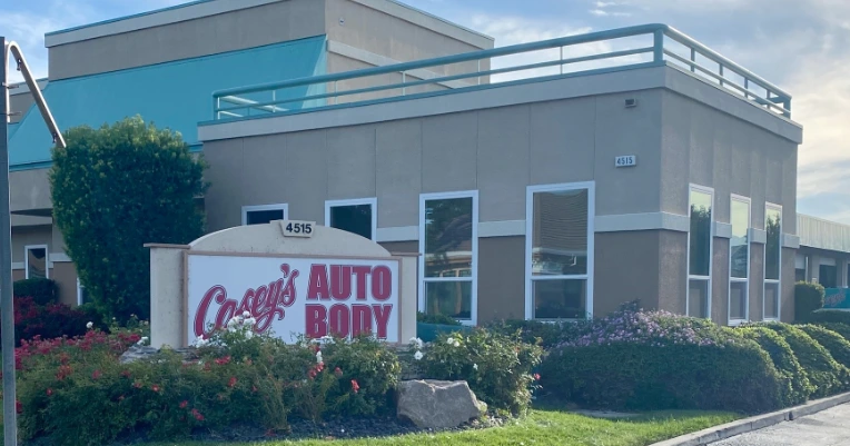Casey's Auto Body Brentwood - Alioto's Garage